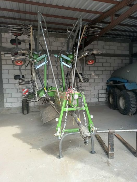 Zgrabiarka Fendt Former 880 Śniadowo • OLX.pl