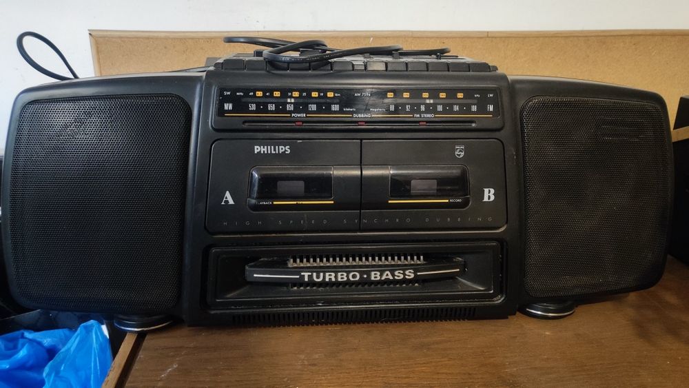 Philips Turbo Bass radiomagnetofon Ząbki • OLX.pl