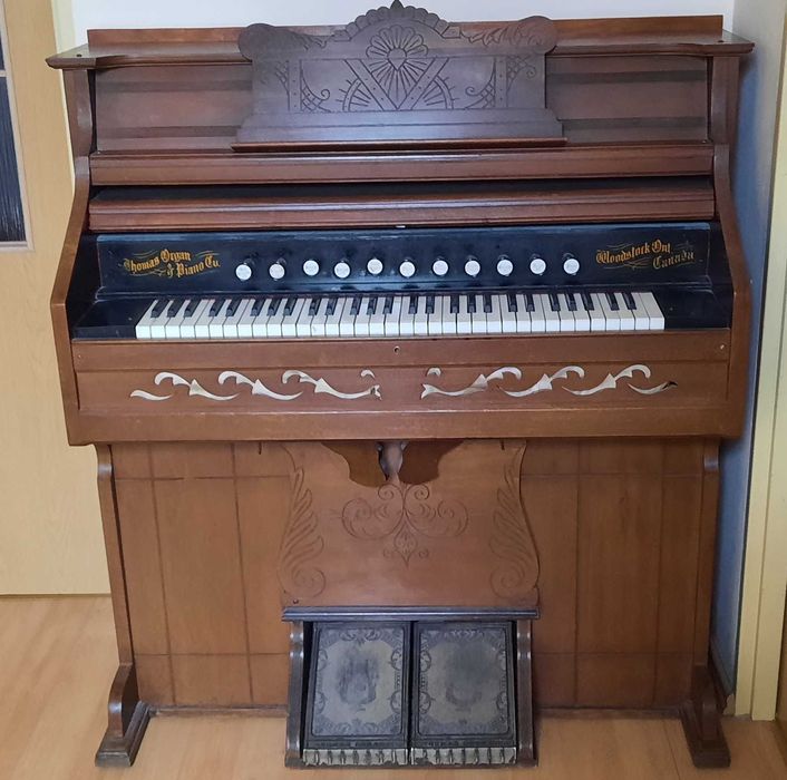 Fisharmonia organy kościelne Thomas Organ & Piano Du Jaworznia • OLX.pl