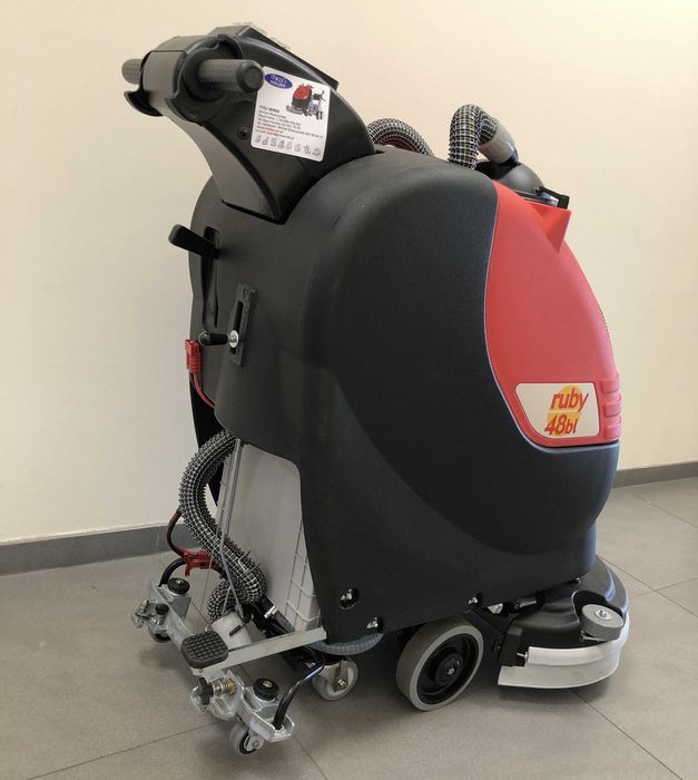 Zmywarka szorowarka do posadzek elektryczna Ruby 48BL od ręki! Kalisz ...