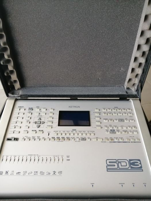 Ketron SD3 módulo de sons e bateria Santo André de Vagos • OLX.pt