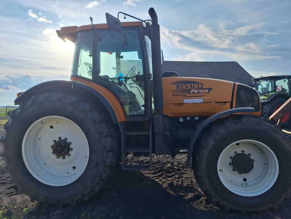 Renault Ares 836 Hajnówka • OLX.pl