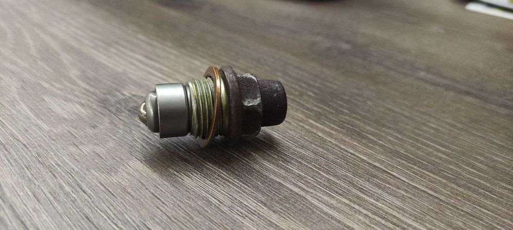 Ford 2, Б/У фіксатор штока вибору передач МКПП IB5 original: 200 грн ...