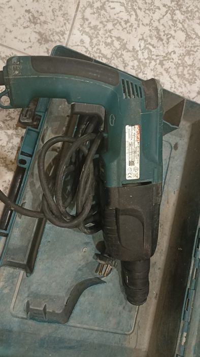 Перфоратор Makita HR2450: 1 500 грн. - Електроінструмент Запоріжжя на Olx