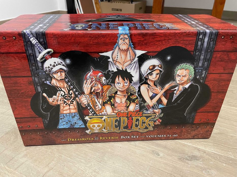 One Piece Box Set 4 Loures • OLX.pt