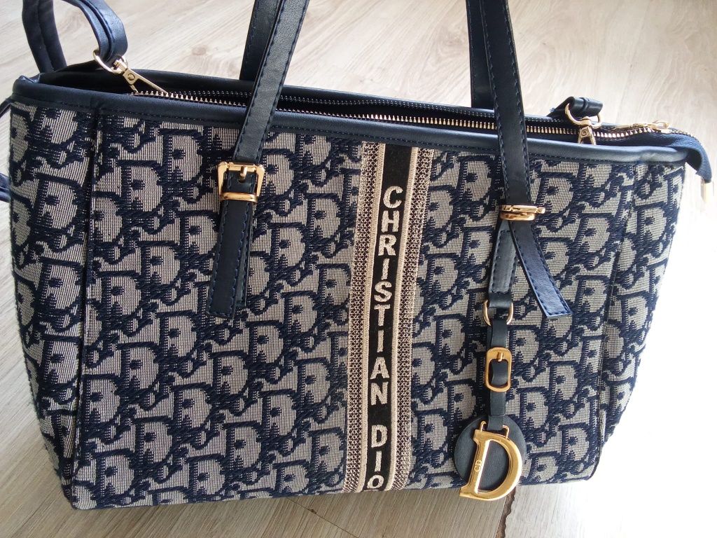 Dior vintage bag store