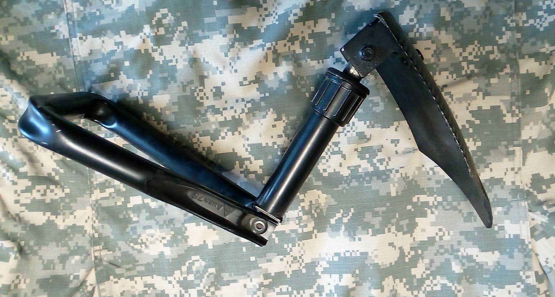 Oryginalna Saperka US Army - wojna w Wietnamie 1975 / kontrakt ... Oryginalna Saperka US Army - wojna w Wietnamie 1975 / kontrakt ...