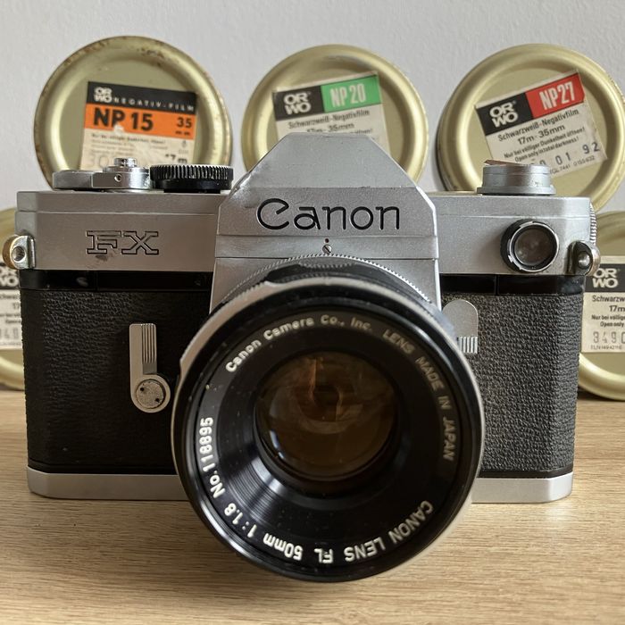 Canon FX + Canon FL 50mm f/1.8 vintage aparat na film Canon FD Gdynia ...