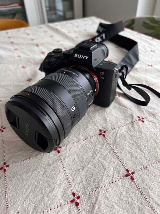 Aparat SONY A7 III + Obiektyw 24-105 MM F/4 G + Torba Kraków Podgórze • OLX.pl