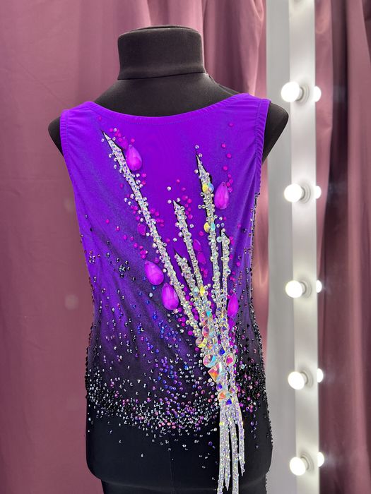 Купальник для художественной гимнастики 6 000 грн Одяг для дівчаток Гориничі на Olx