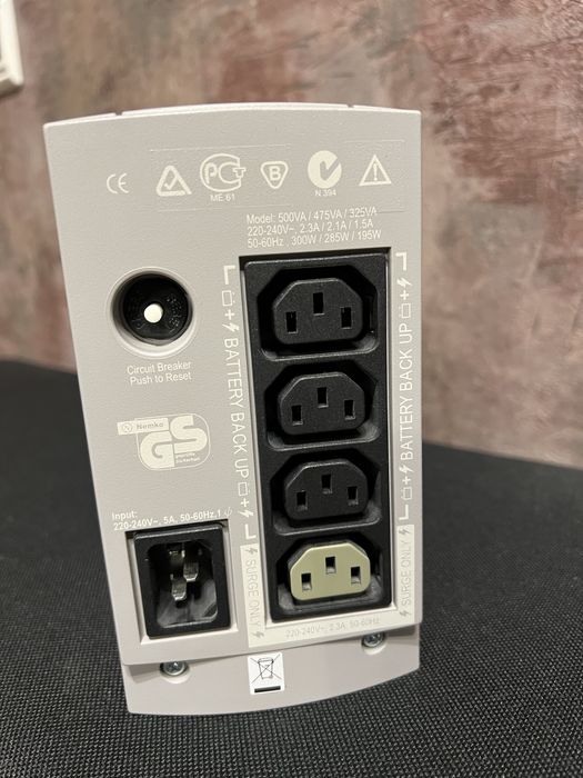 APC Back-UPS CS 500: 800 грн. - Безперебійники живлення Київ на Olx