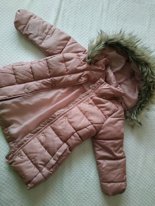 Casaco menina rosa marca HM Faro (Sé E São Pedro) • OLX.pt