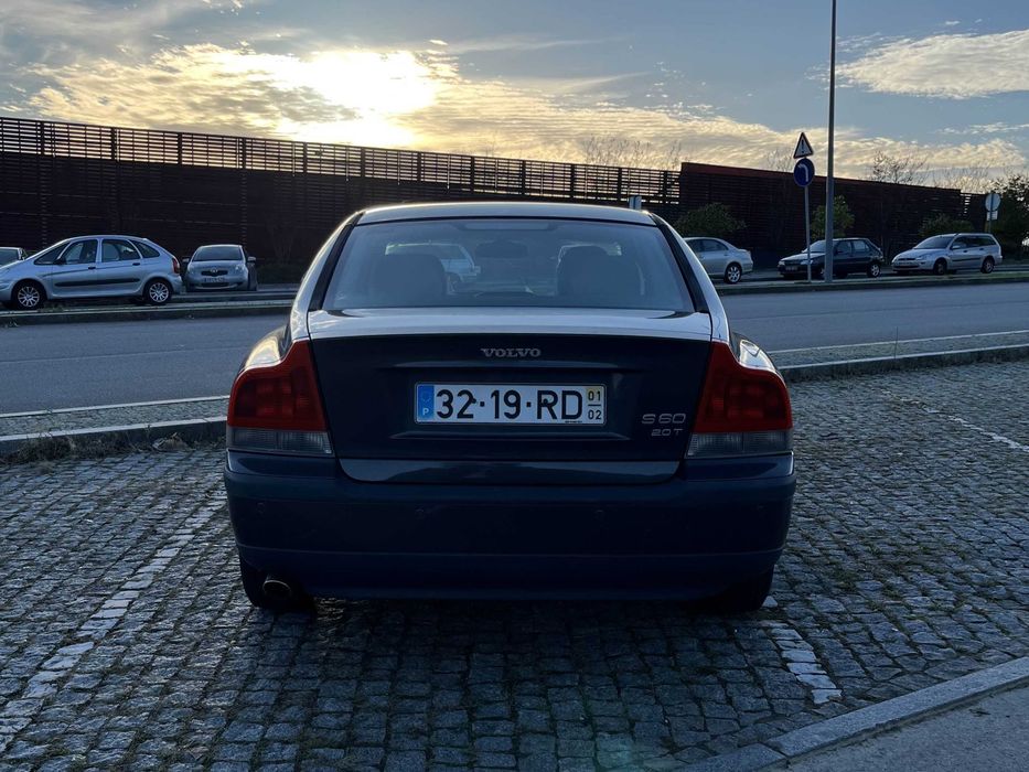 Volvo s60 2.0t 180cv (170mil kms) Valongo • OLX.pt