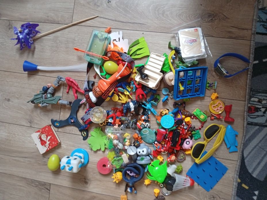 Zabawki oddam za darmo Rumia • OLX.pl