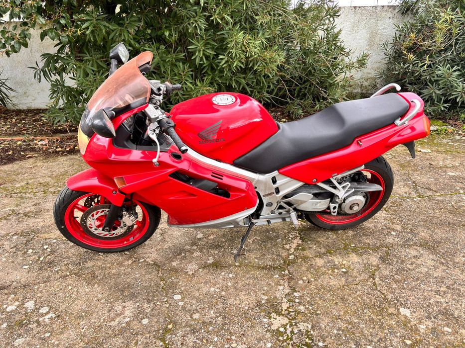 Honda VFR 750 RC36 Cabeço de Vide • OLX.pt