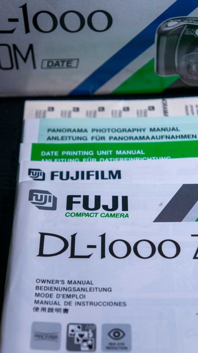 Фотокамера Fuji DL-1000 Zoom Date коробка ремінець доки фотоаппарат: 2 370 грн. - Плівкові ...