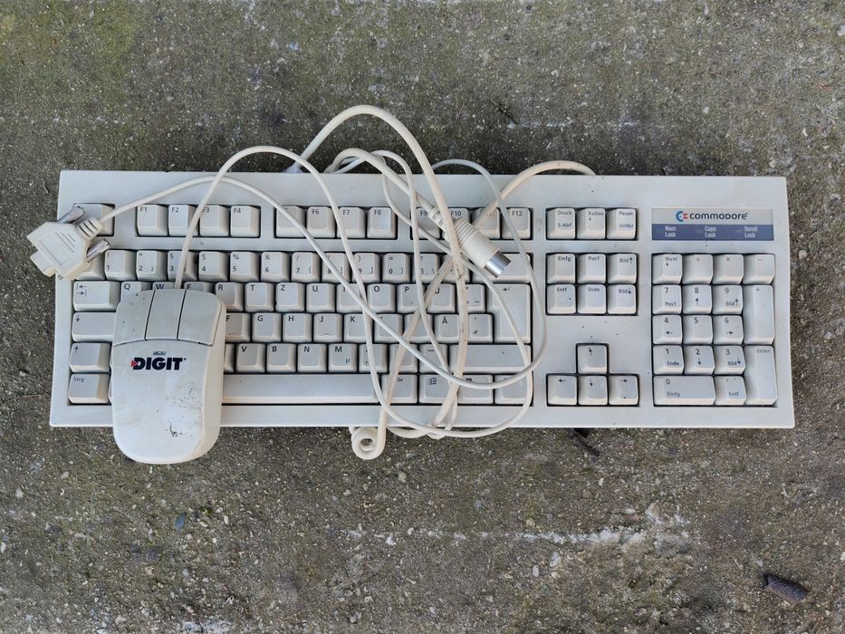 Klawiatura Vintage Commodore model 5140 + mysz Digit Sanie • OLX.pl