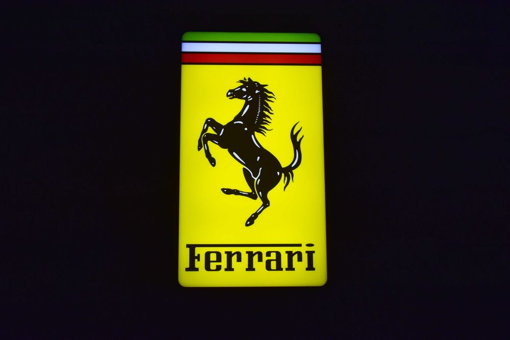 LED Neon FERRARI, Logo 3D, Znaczek, Emblemat, Baner, REKLAMA, Prezent ...