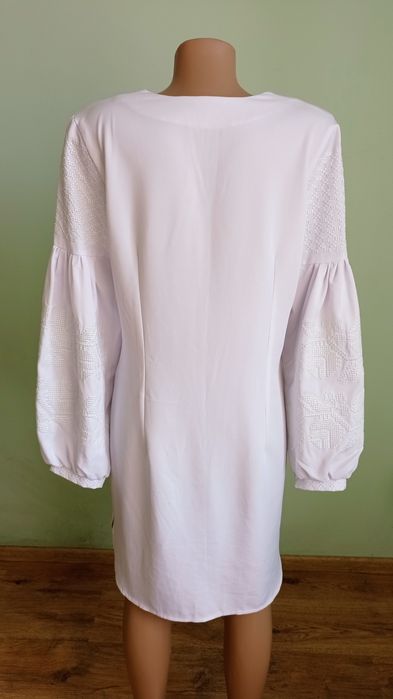 Сукня вишита вишиванка плаття платье біле весільне 1 999 грн Весільні сукні Рудно на Olx