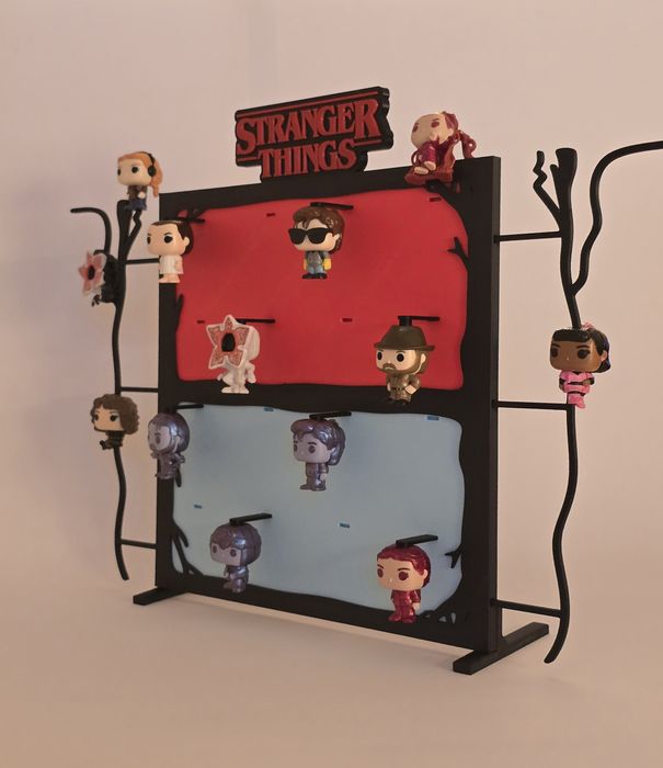 Expositor Stranger Things Funko Kinder JOY Odivelas • OLX.pt
