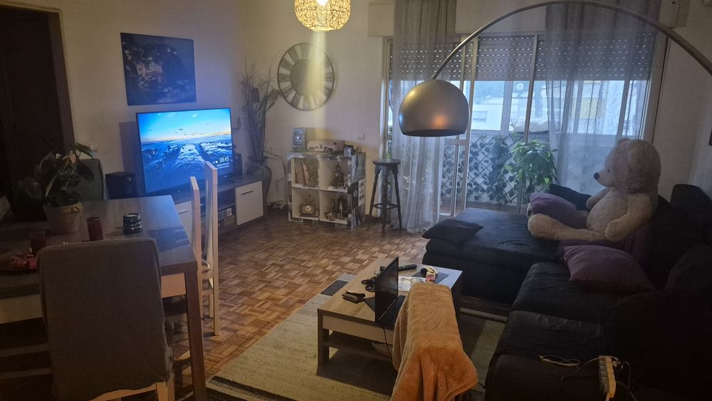 Apartamento Massamá T2 Massamá E Monte Abraão • OLX.pt