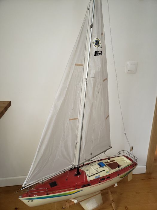 Jacht RC Fairwind 900 Lutomiersk • OLX.pl