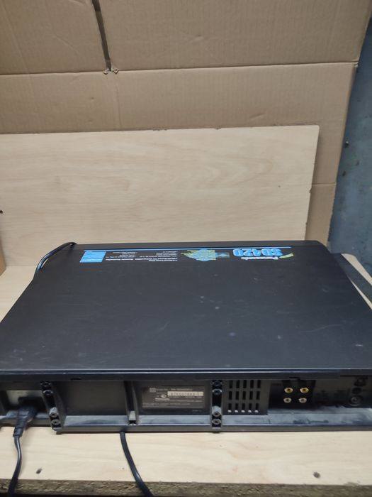 Відеомагнітофон Panasonic: 350 грн. - Інша ТВ / відеотехніка Київ на Olx