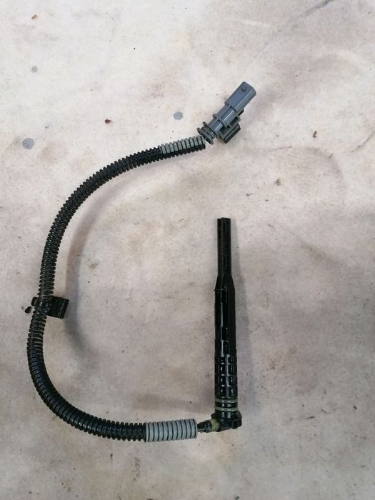 Volvo Czujnik poziomu oleju v90 s90 xc60 XC90 s60 V70 2.0 D3 D4 D5 ...