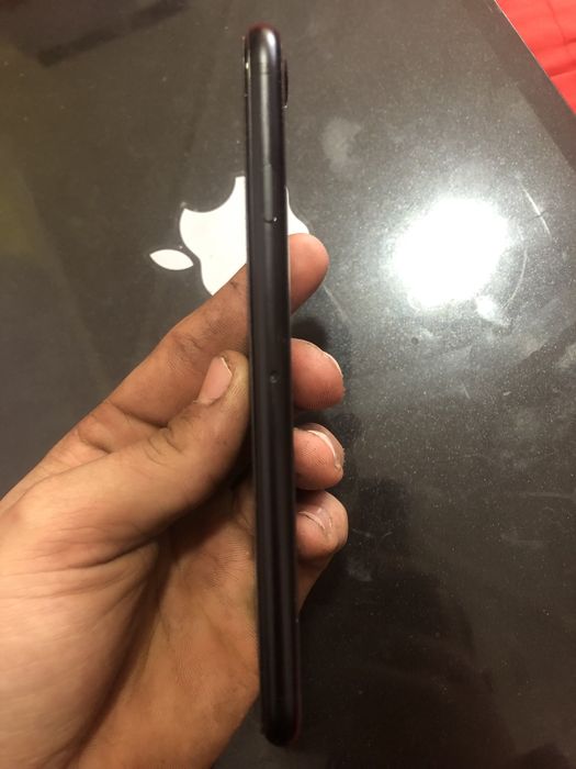 Iphone SE 64 gb. Ip: 5 000 грн. - Мобільні телефони / смартфони Вишково ...