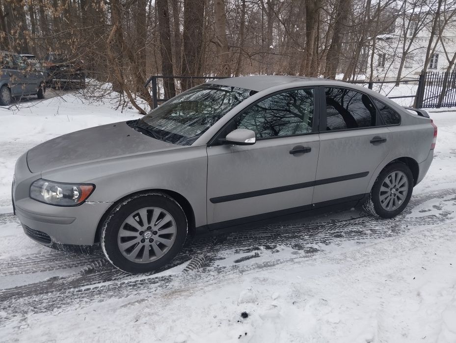 Volvo V40 2.4 140KM 2005r. benzyna+gaz Sękocin Nowy • OLX.pl