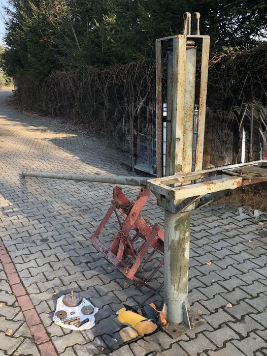 Ładowacz stary antyk gnoju stacjonarny obornika zabytek cyklop troll ...