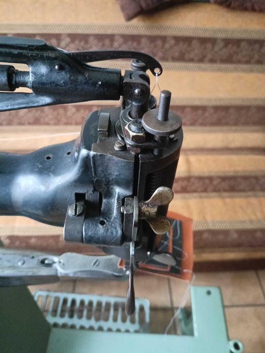 Maszyna do szycia Singer łaciarka - szewska, rymarska skóra, Czerwonak ...