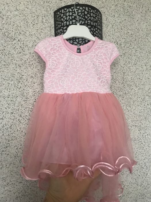 Чудова святкова сукня для дівчаток на ріст 86 92 см 380 грн Одяг для дівчаток Любар на Olx