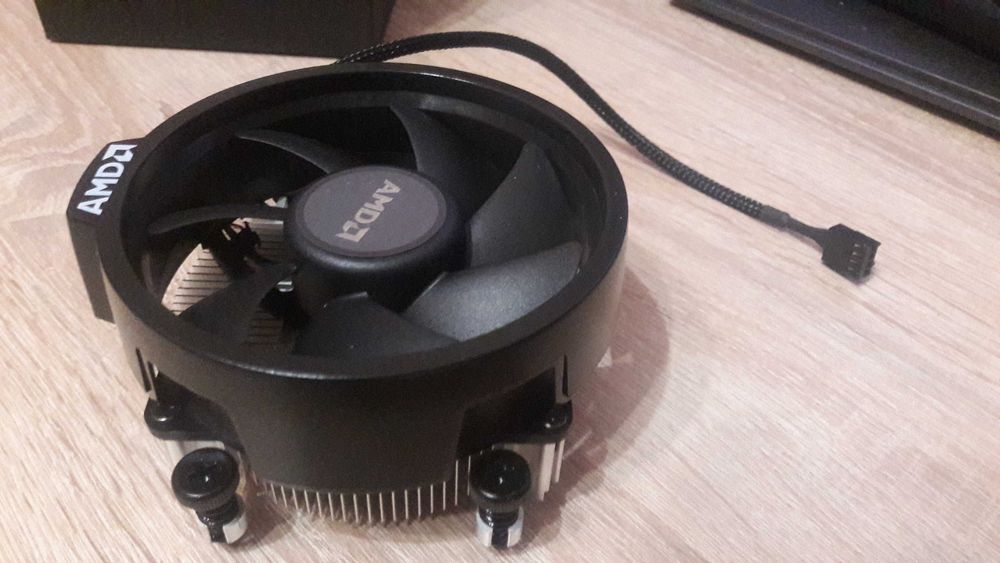 Кулер от Ryzen 5 2600X с AMD/Intel Set в комплекте: 250 грн ...