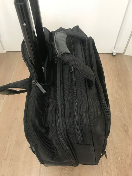 Mala / pasta / trolley de viagem -pequena- com rodas Quarteira • OLX.pt