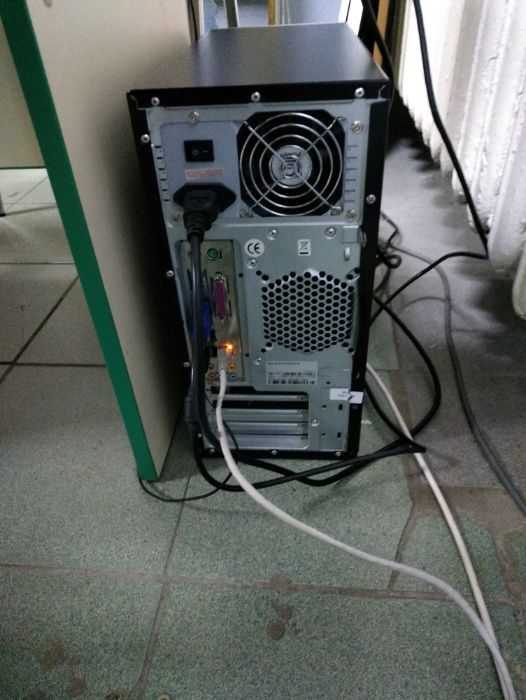 Комп для работы и учебы 2 ядра 3гб ОЗУ 500гб винт: 700 грн. - Настільні ...