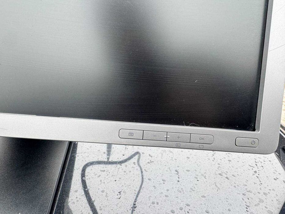 Б\у Монитор 24" HP E241i: 2 000 грн. - Монітори Київ на Olx