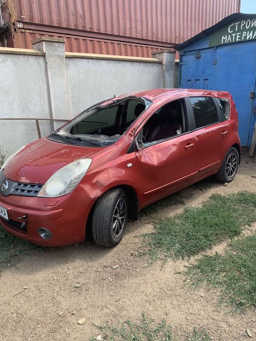 Nissan Note 1,6AT automatic: 2 500 $ - Nissan Одеса на Olx