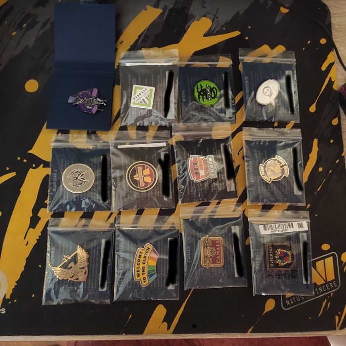 Значки CS 2 pin CS:GO физические версии /кс го, кс 2/: 20 000 грн. - Колекціонування Київ на Olx