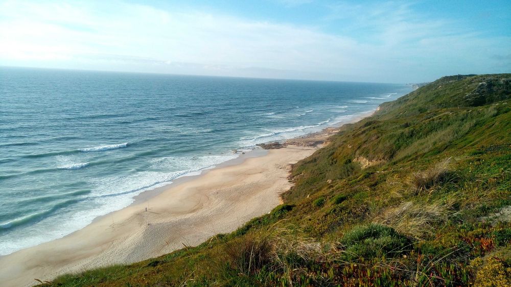 Moradia T2 Praia da Légua Vista Mar Pataias E Martingança • OLX.pt