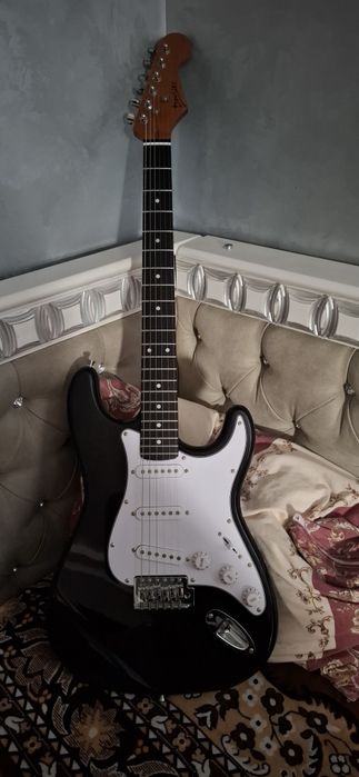 Електрогітара Чорно-білий стратокастер Deviser lg1: 3 900 грн. - Електрогітари Синевир на Olx