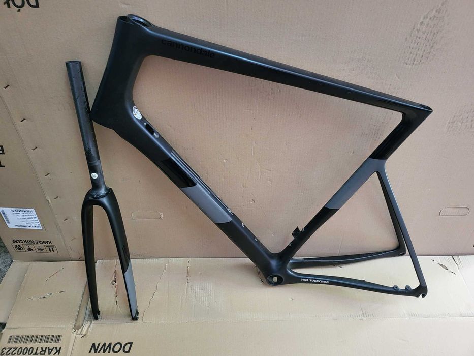 Rama Cannondale Supersixevo Carbon do roweru szosowego Oleśnica Lucień ...