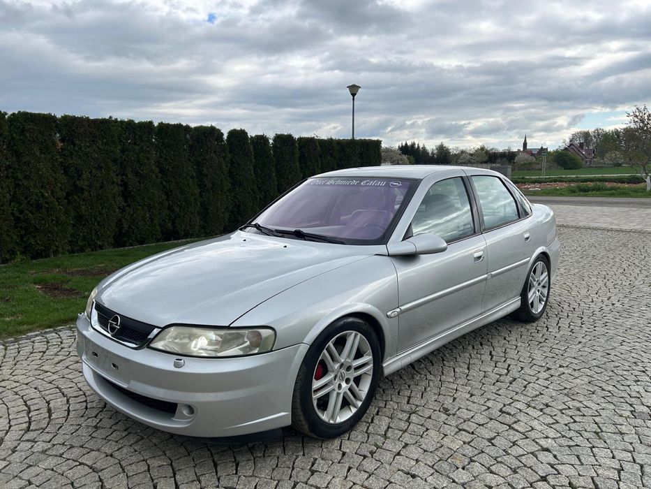 Opel vectra B 2.2 Małuszów • OLX.pl