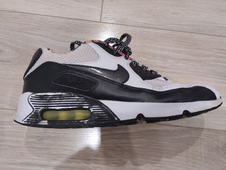 Кросівки білі Nike Air Max 38 розмір: 350 грн. - Кросівки для міста ...