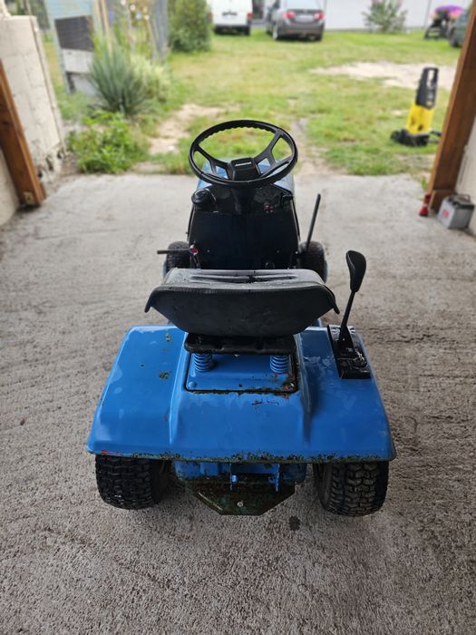 Traktorek Jonsered LR 12 kosiarka Zamość Nowy • OLX.pl