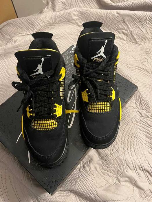 Jordan Air Jordan 4 Retro Thunder r.43 Warszawa Białołęka • OLX.pl