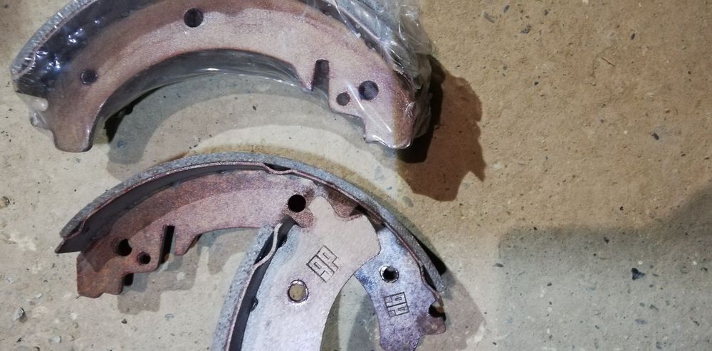 Тормозні колодки ваз2101-2106: 100 грн. - Гальмівні колодки дискові Калуш на Olx