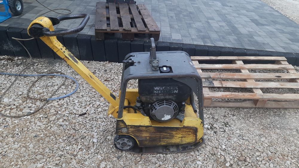Zagęszczarka ubijarka Wacker DPU 3750 hts 250 kg płyta Busko-Zdrój • OLX.pl