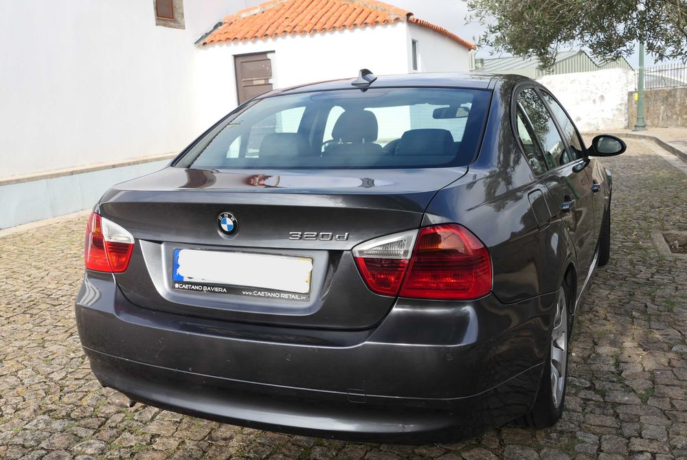 BMW 320D - Cx aut - 163 cv Nacional Lordelo Do Ouro E Massarelos • OLX.pt