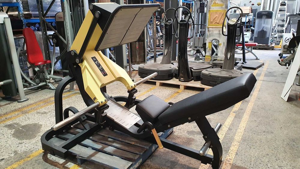 Technogym pure strength LEG PRESS suwnica na nogi wolny cieżar ORI ...